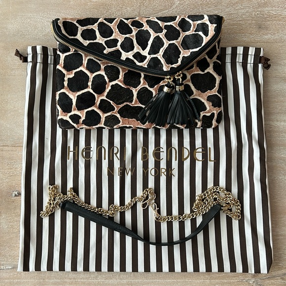 henri bendel | Bags | Henri Bendel Clutch With Detachable Chain Strap ...